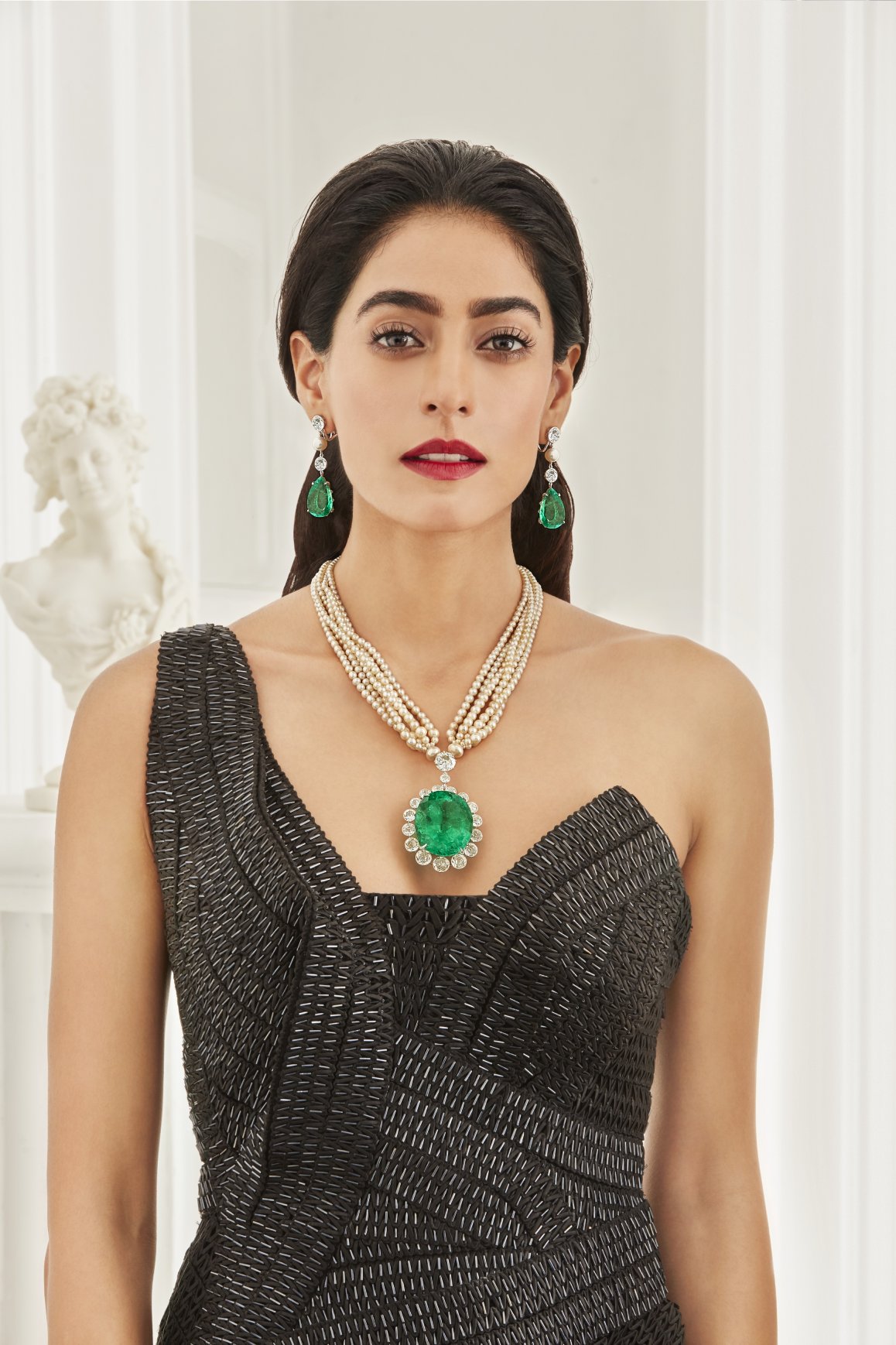 The Lumineuse Necklace Alok Lodha